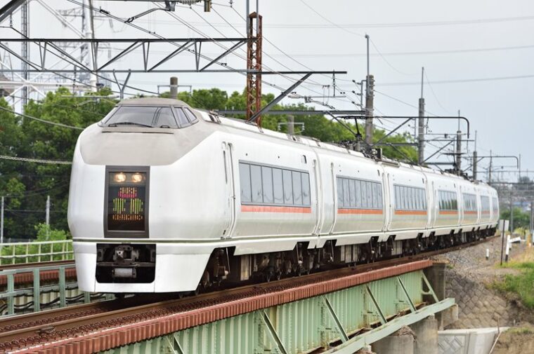 引退した特急形電車「651系」を2編成展示 運転台や車内の見学も楽しめる撮影会を7月開催 | 鉄道ニュース | 鉄道チャンネル