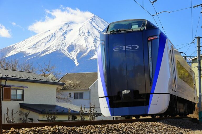 特急「あずさ」の南小谷発着なくなる 2025年春ダイヤ改正（鉄道チャンネル）｜dメニューニュース（NTTドコモ）