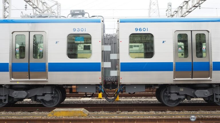 泉北高速鉄道の新型通勤車両「9300系」報道公開 デビューは8月上旬 | 旅とおでかけ 鉄道チャンネル
