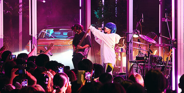 Hyundai 新型EV コナ KONA MUSIC LIVE 憧れのままに 熱唱する キタニタツヤ ＆ yama に1000人が熱狂！ 最新 ...