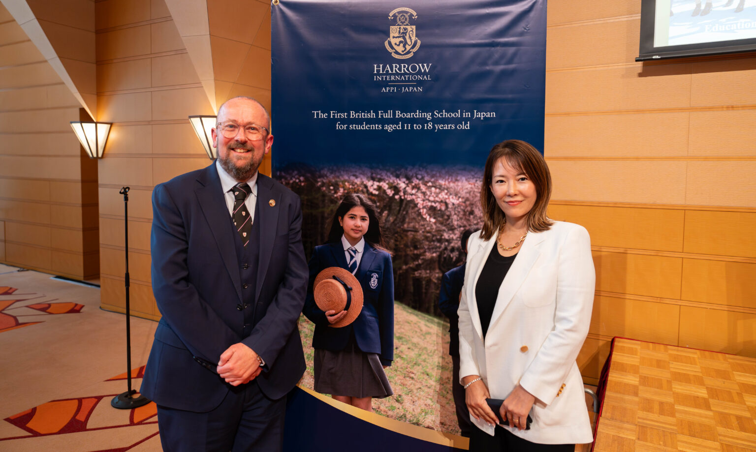 河村真木子さんが運営する国内トップクラスオンラインサロン「Holland Village Private Community」が英国式全寮制インターナショナルスクール体験授業＆保護者説明会を ...