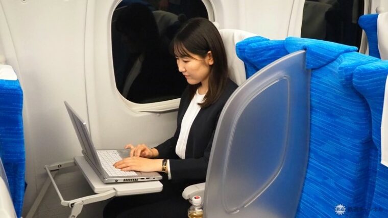 東海道新幹線の新ビジネス座席「S WorkPシート」をご紹介 従来の座席との違いや乗車方法まとめ | 鉄道ニュース | 鉄道チャンネル