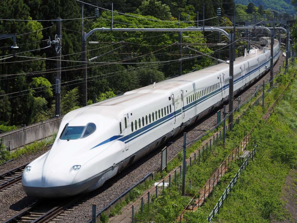 JR東海のGW予約状況！予約数108％増、5月2日･5日が混雑のピーク！臨時「のぞみ」11本追加運転や「お子さま連れ車両」で快適な帰省を ...