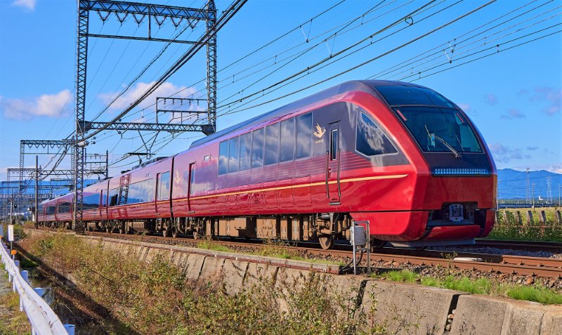 関西の大晦日〜元旦の終夜運転まとめ、近鉄･京阪は朝まで？JR･阪神･大阪メトロなど年末年始ダイヤ一覧、V2025 優勝の熱狂で初詣へ！（鉄道 ...